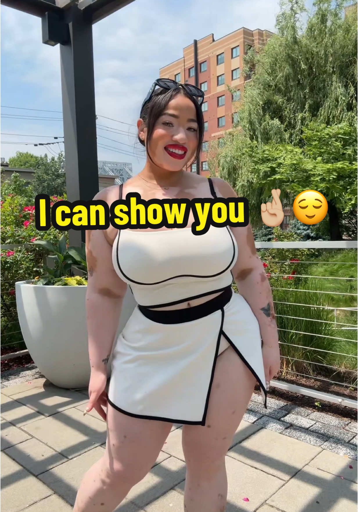 Pmo and let’s see about that | Evie Spice 🔥 (@evie_spice)