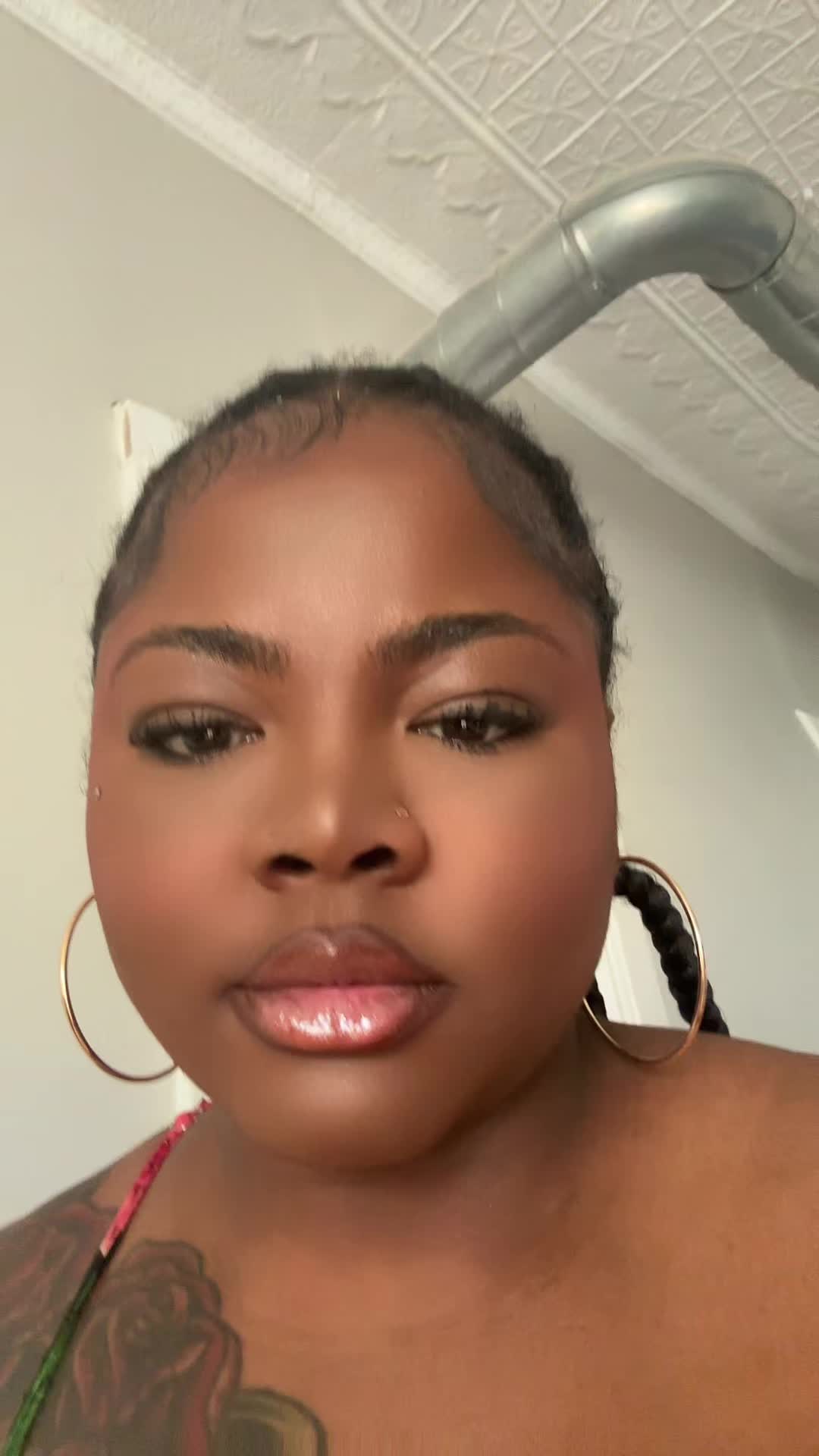 Panamanian Princess 🇵🇦♌️💋 (@moodymay_) - Urlebird