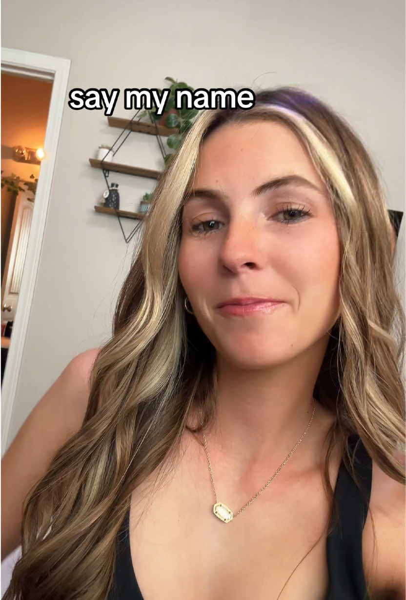 Lexi Smith (@itslexismith) - Urlebird