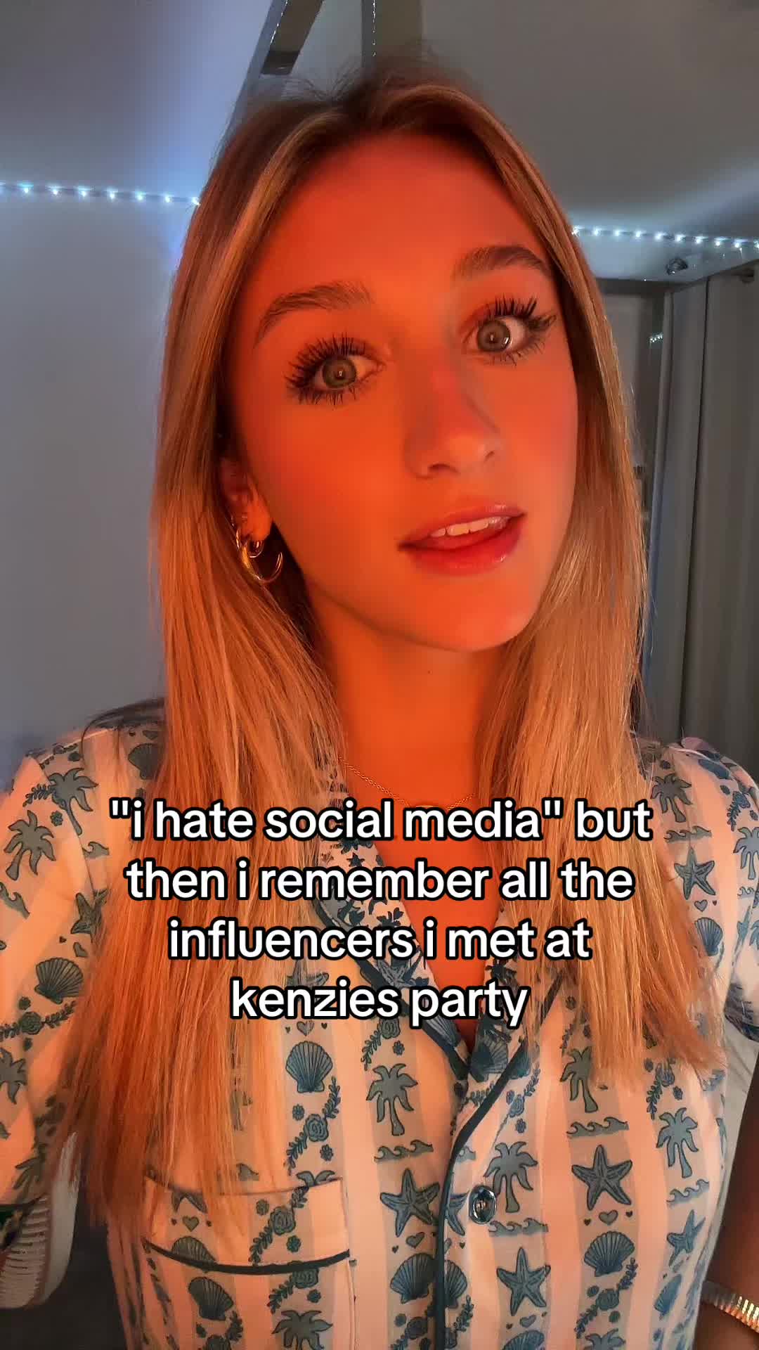 Kucing nya ga bisa diajak kerjasama 🤣 | S E N A K A 🍋 (@yeajilemons)