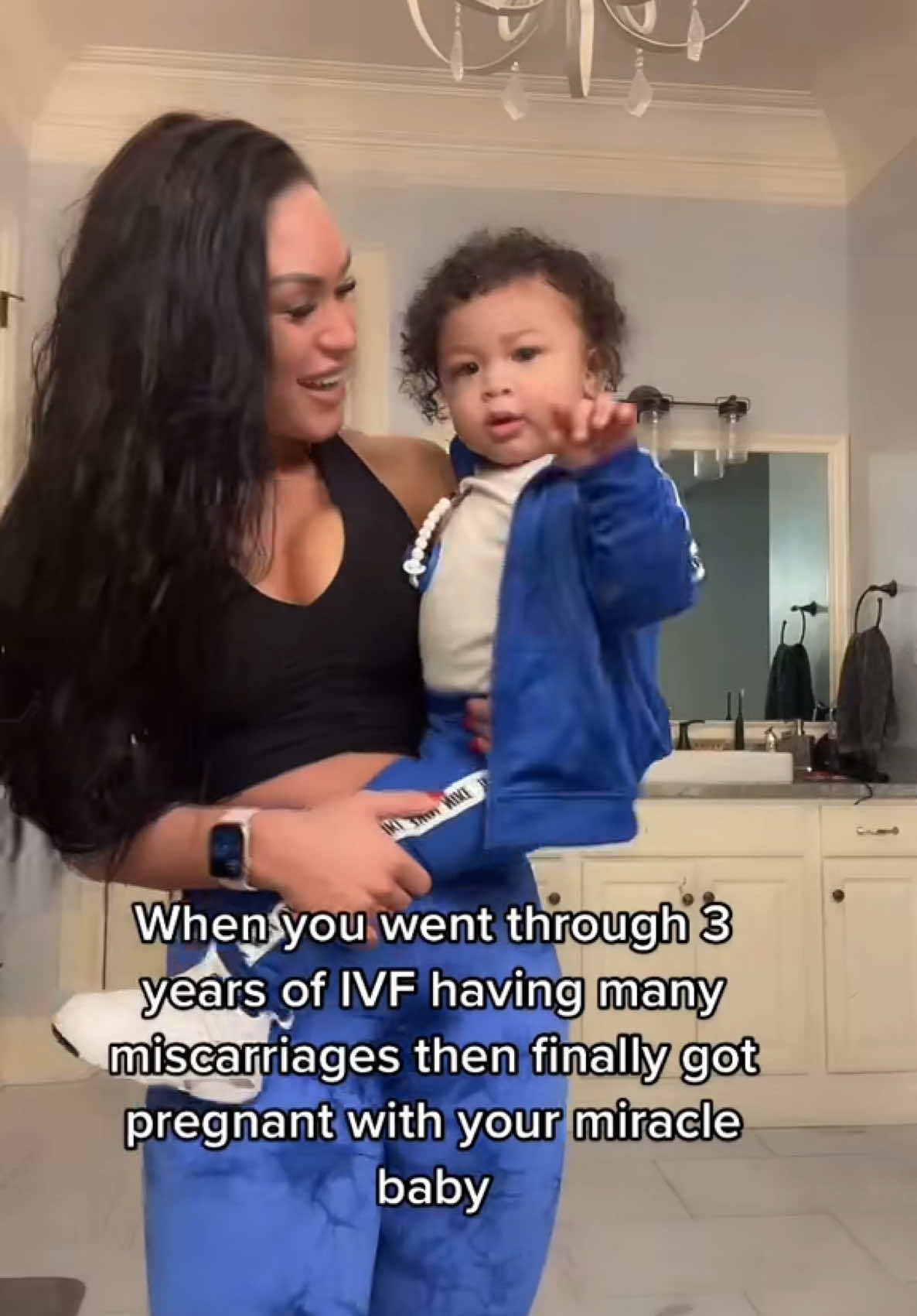 #UNIS | #SWICY | 4 minutes in air | Y || SWICY 🌶️🍬 (@eviesoph_unis)