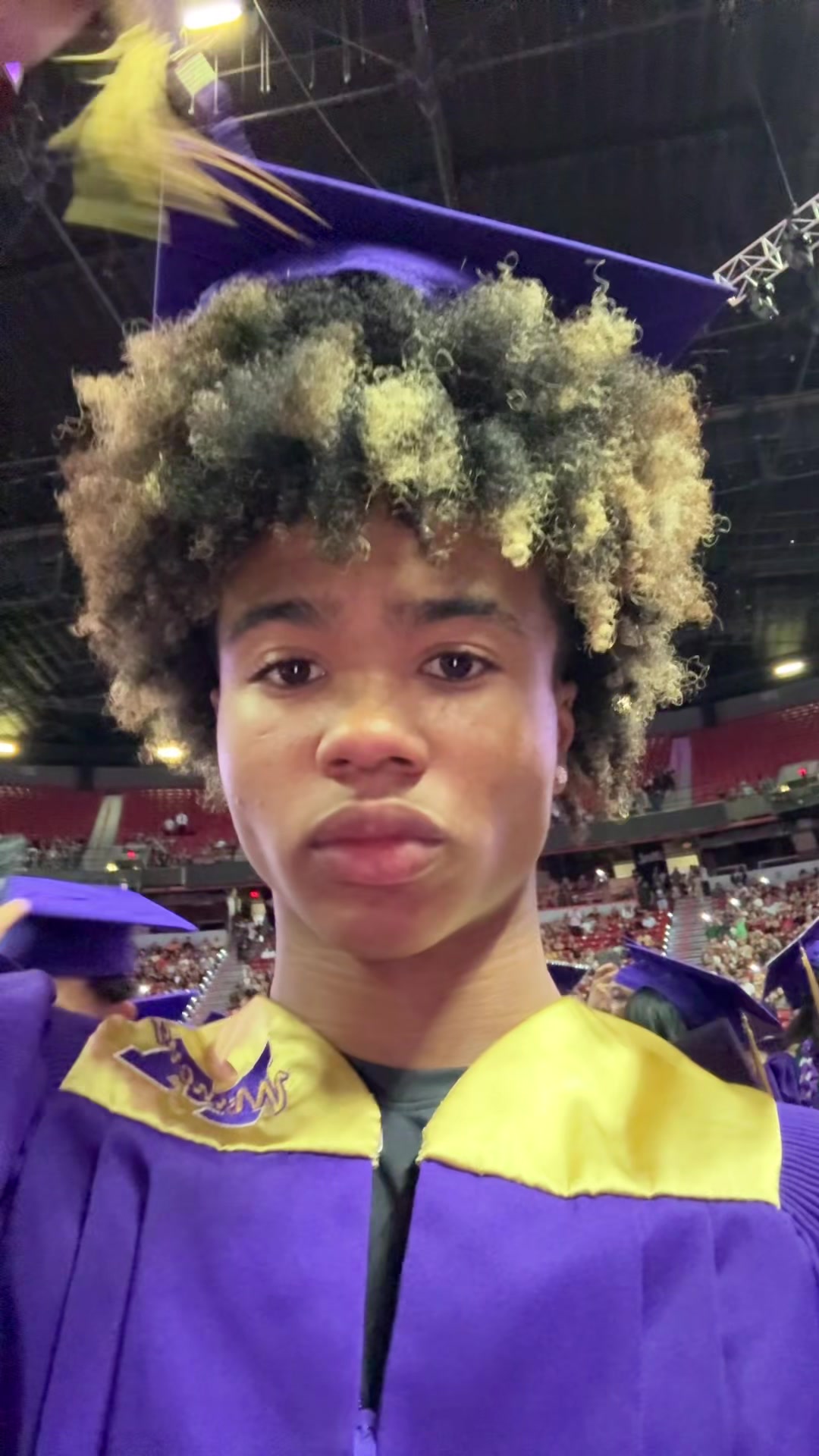 Capri Jones (@c4pr1i) - Urlebird