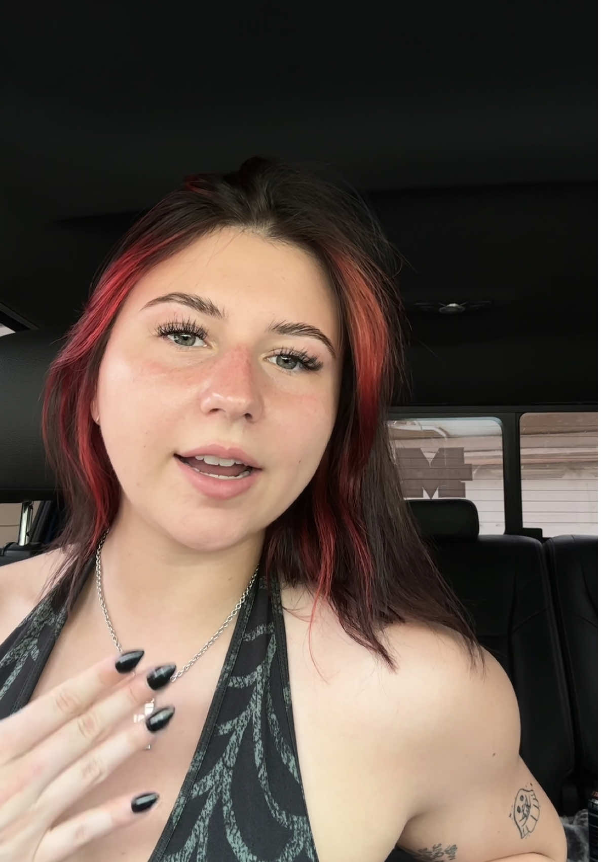 😊😊😊 | redpookypanda (@redpookypanda)