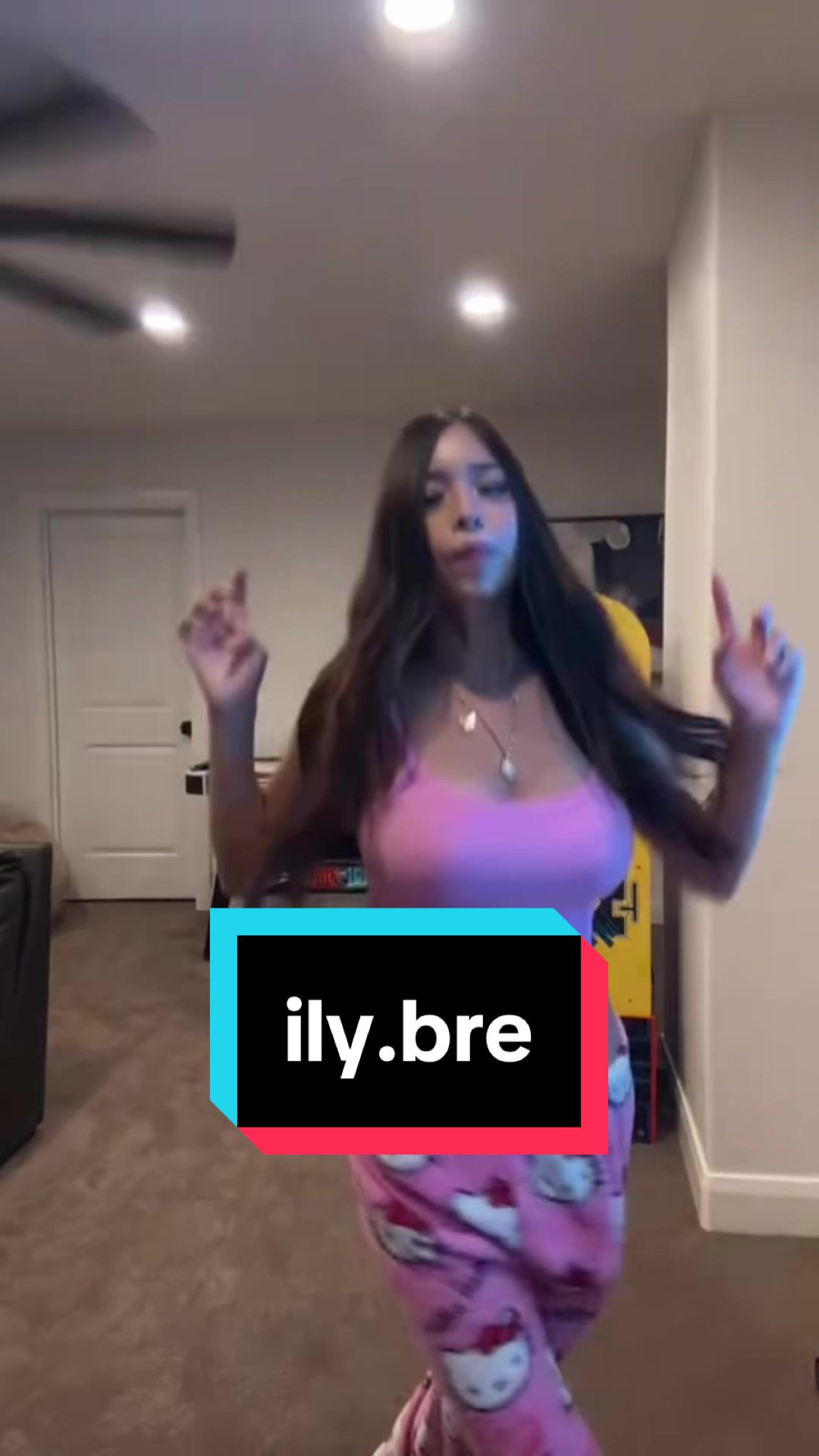 :ily.bre: | Thalia (@baddieoasis)