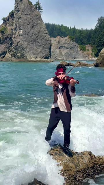 🎻 Violin WELLERMAN 🌊 Standing in the | David Bay (@davidbaymusic)