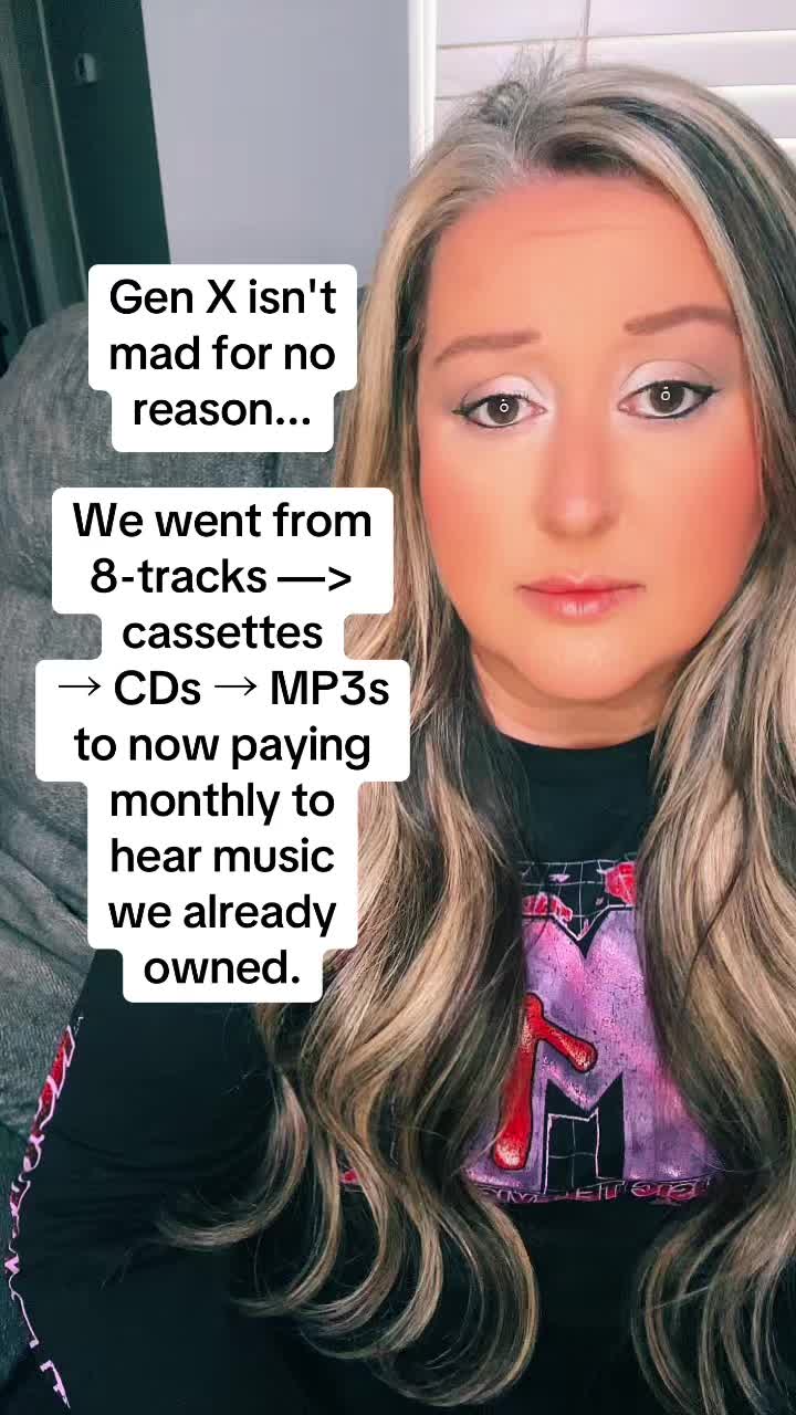 MINDI NICOLE (@mindinicole26) - Urlebird