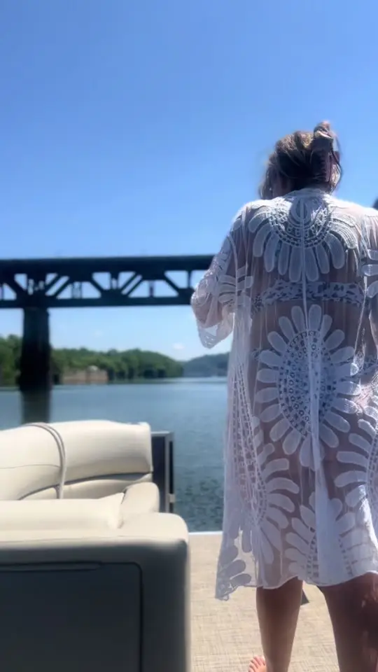 Ali Smiles (@alismiles4you) - Urlebird