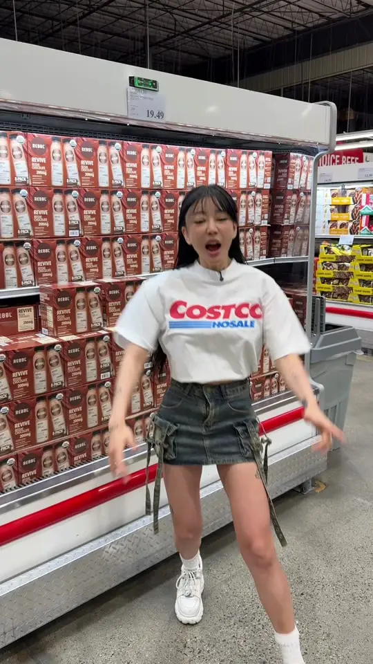 🚨 Live from Costco Tustin! 🚨 📍 Only at | CostcoHo (@allcapskat)
