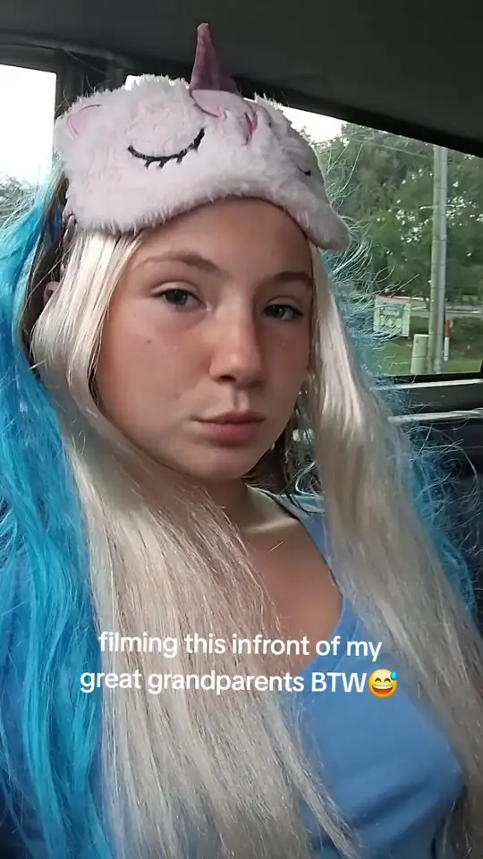 114.2K hearts, 5.05K | Elowen (@elowen.fawn)