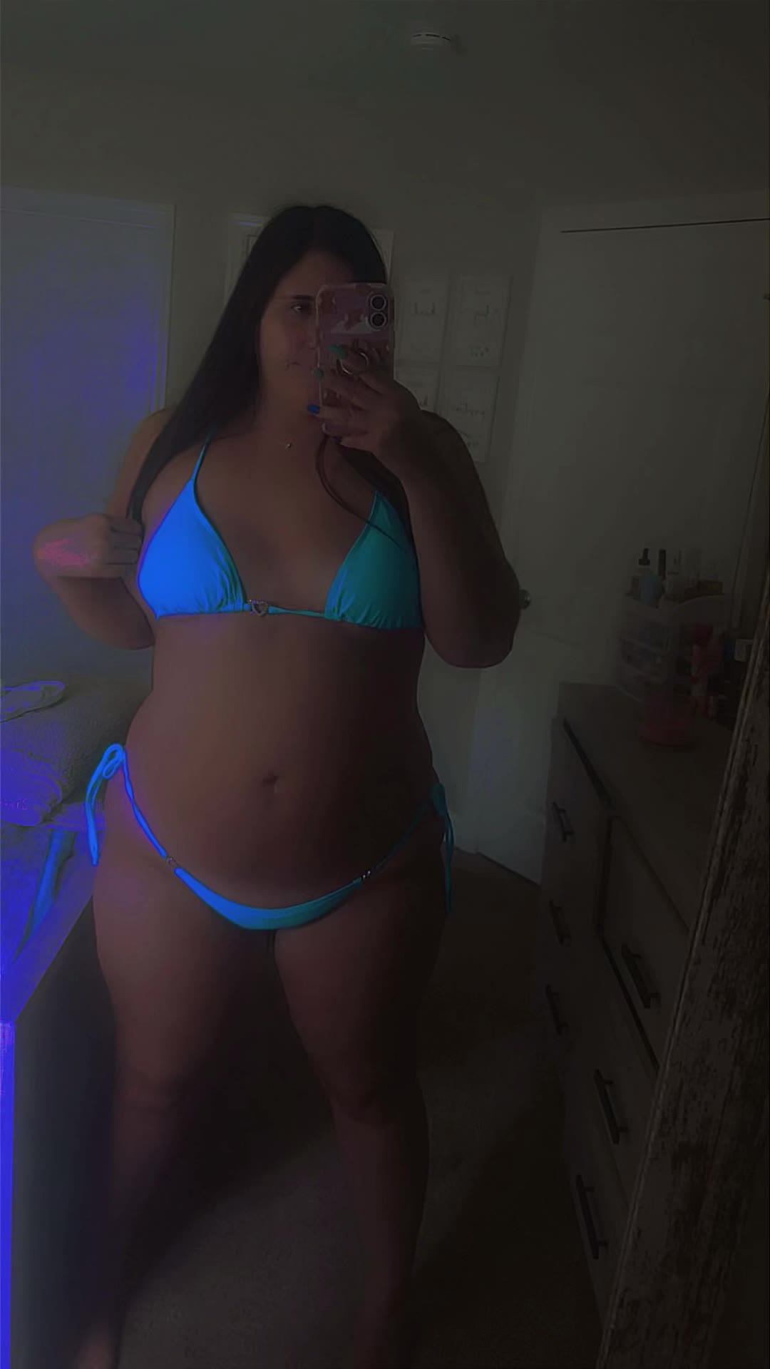 Tan line check | jordyn_bellizzi (@lovesuccumb)