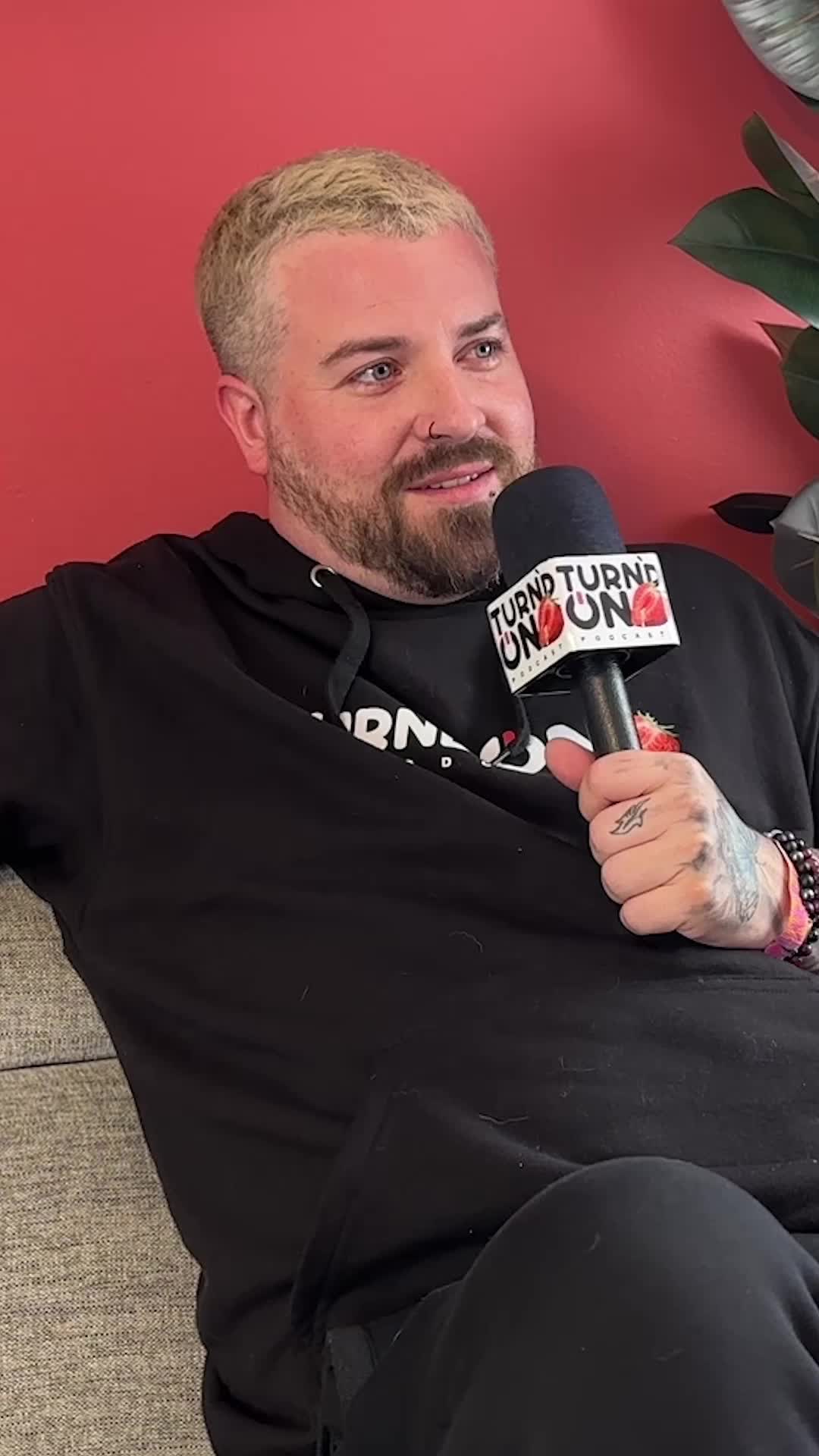 TURNDONPODCAST (@onlyturndon) - Urlebird