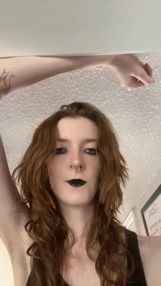 Maci Currin (@maci.currin) - Urlebird