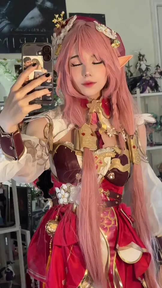 ash🐝 (@ashisbees) - Urlebird