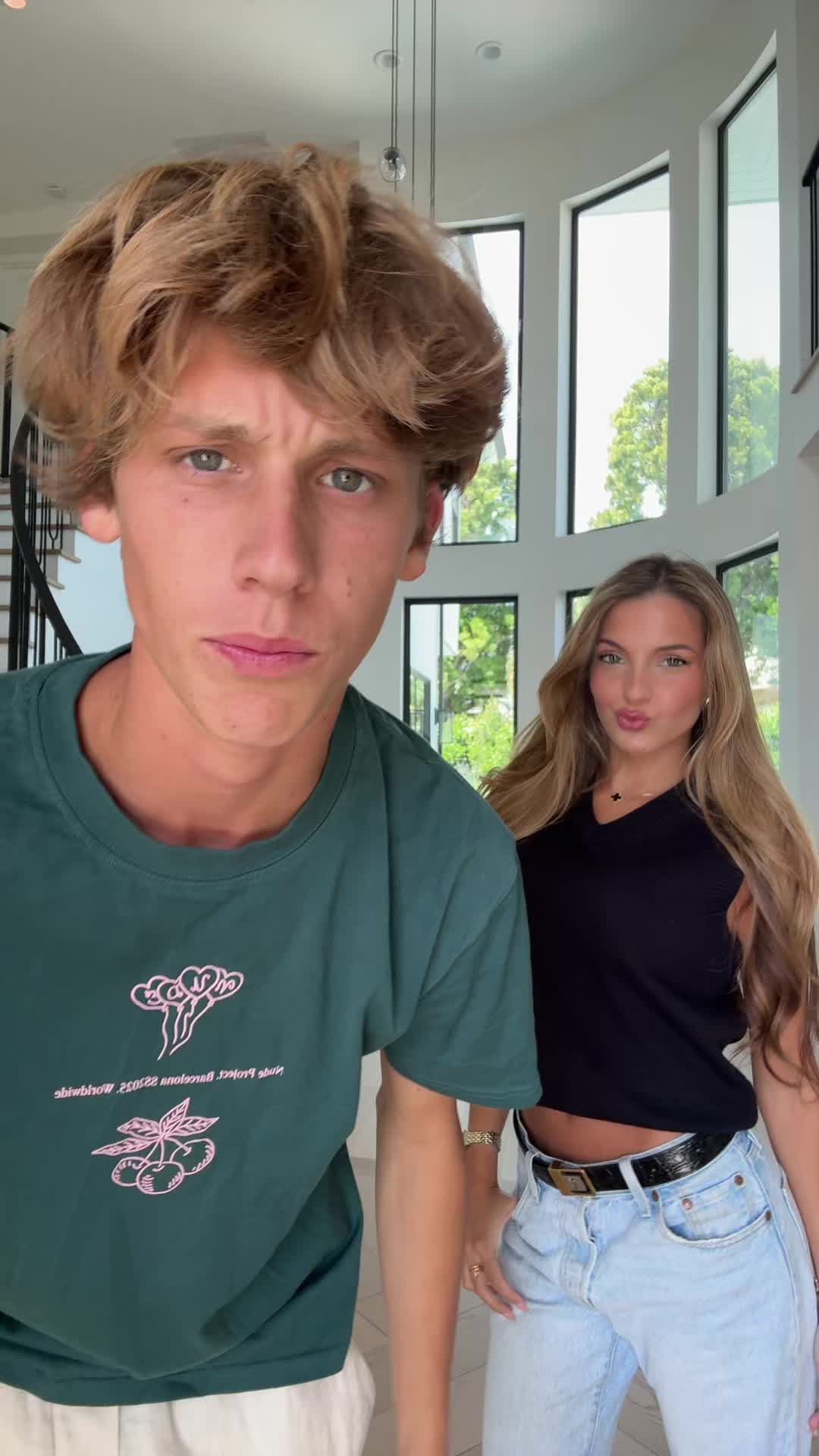 Dancing duo is back😊 @Lexi Rivera | ashten (@ashtenrea_)