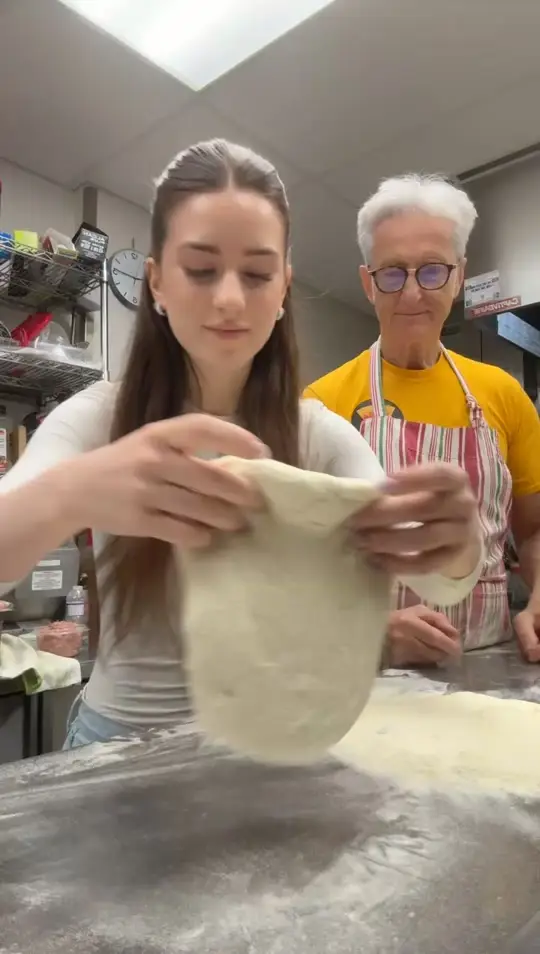 Giulia Bruno (@giuliapizza) - Urlebird