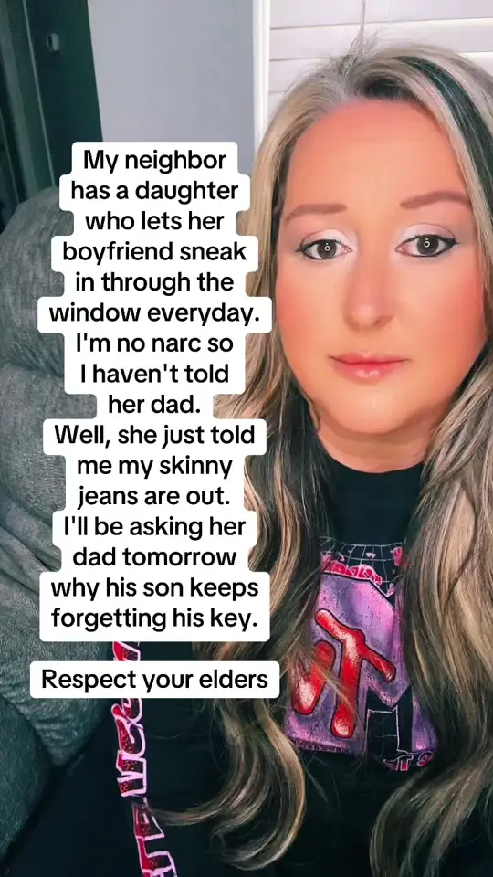 MINDI NICOLE (@mindinicole26) - Urlebird