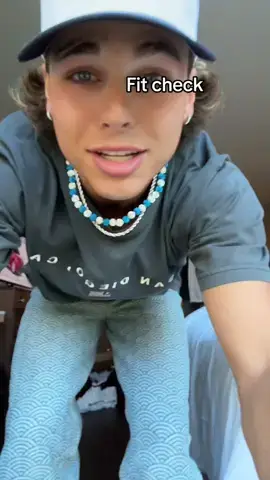 Kyle “KJ” Jackson (@kjack) - Urlebird