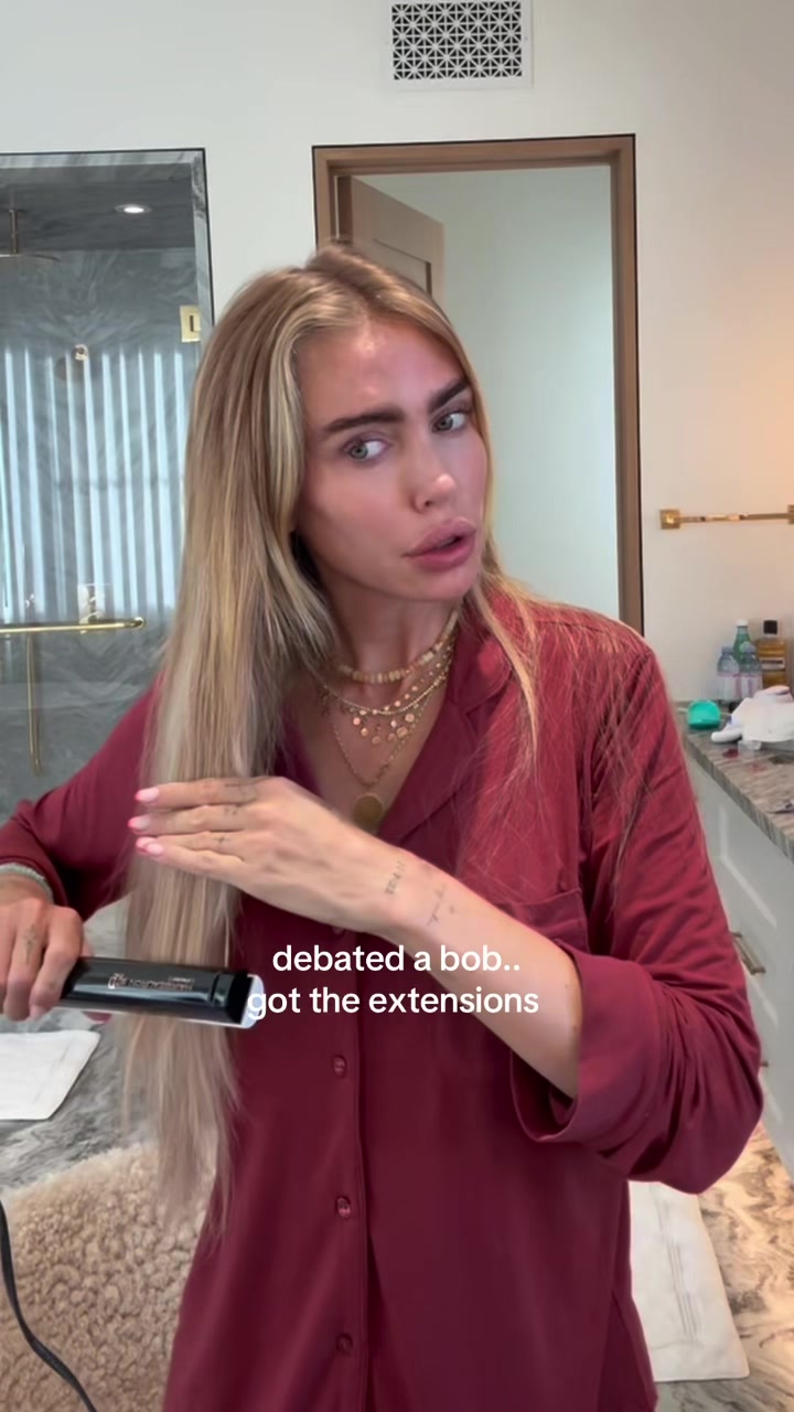 YouTubeで披露した水着〜！「にどね」で検索 ️ #水着 #スキップ | にどね（Nidone） (@nidonenko)