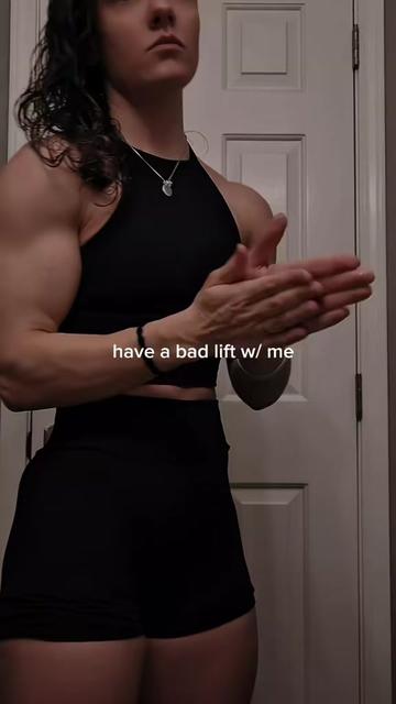 ️ backache ️tummyache 🚫hat (the | Kris (@krismarietv)