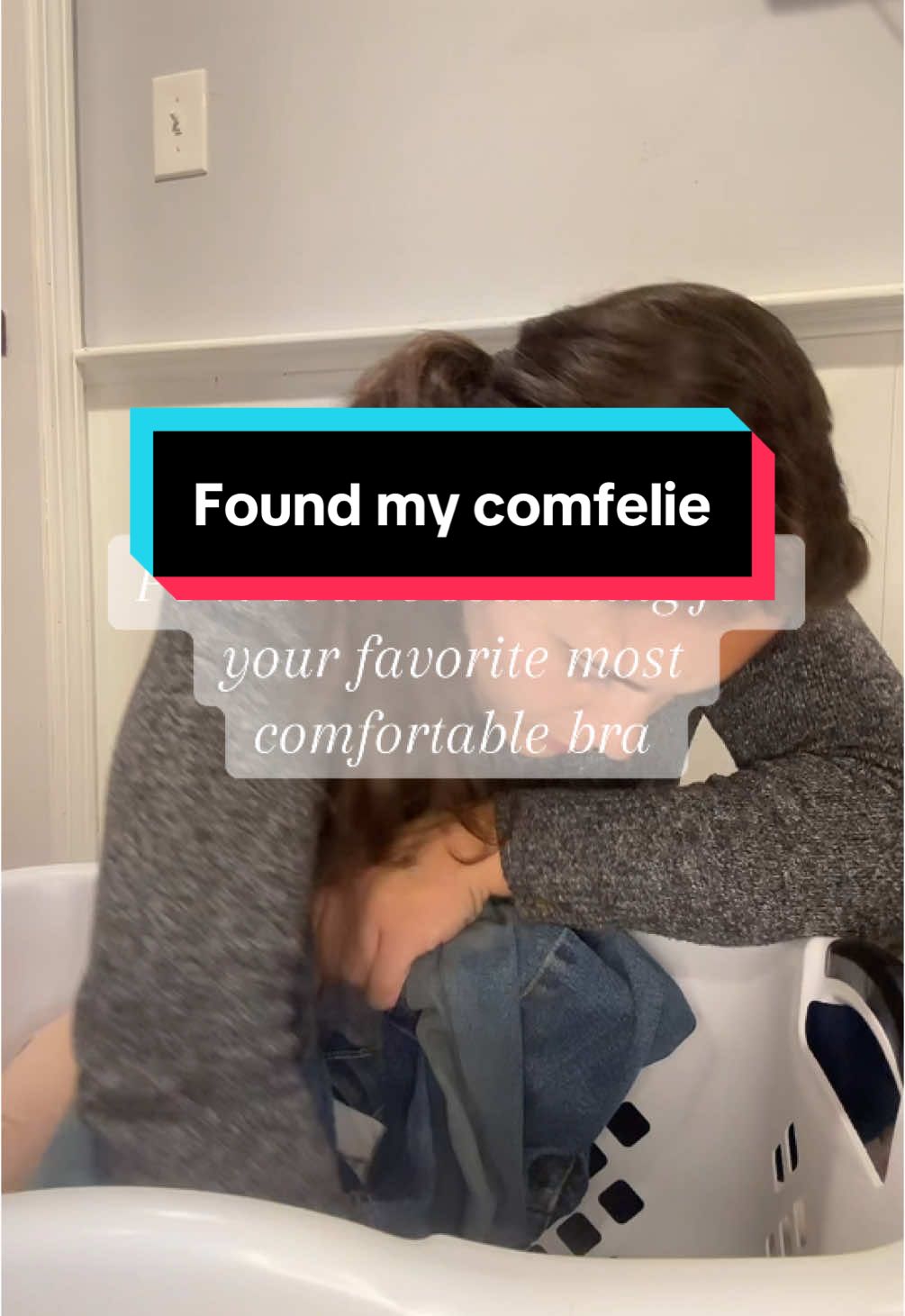 Wearing a bra that feels like butter on | Kayla💕 (@robertskay8)