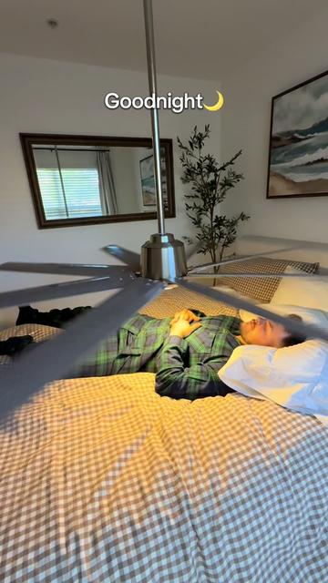 melody_ofcial | papa_mdn96 (@papa_mdn96)