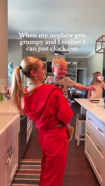 I told the grinch to get you. #fyp | maddie.eppe (@maddie.eppe)