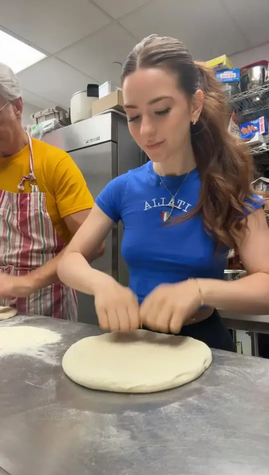 Giulia Bruno (@giuliapizza) - Urlebird