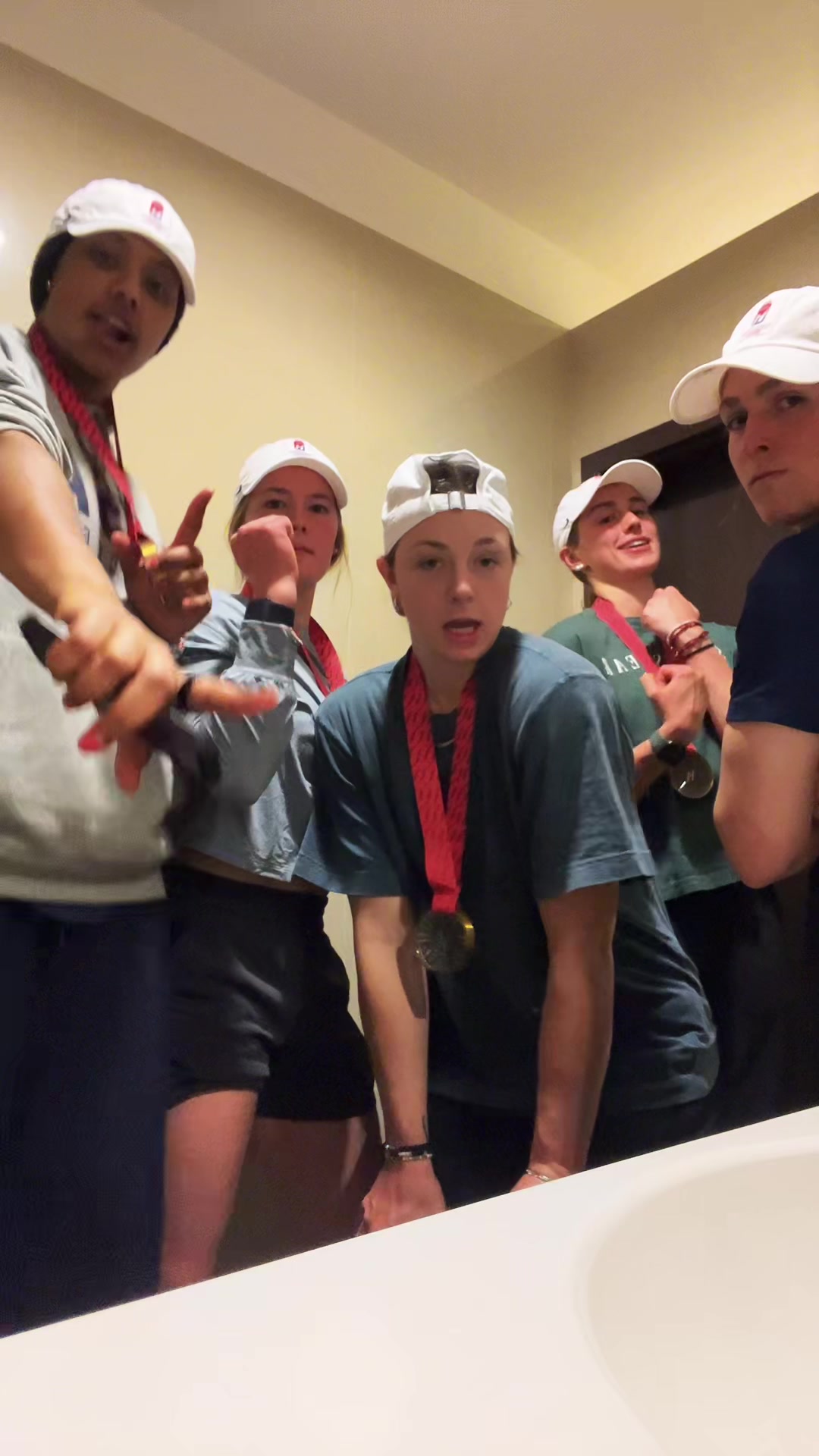 Go bang | poppillouizz (@poppillouizz)