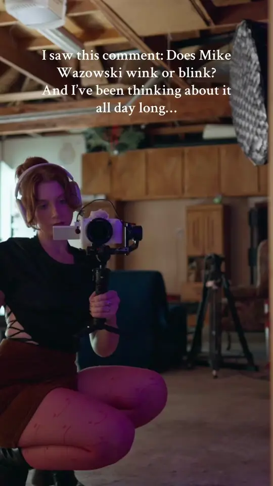 Kari (@musemered) - Urlebird