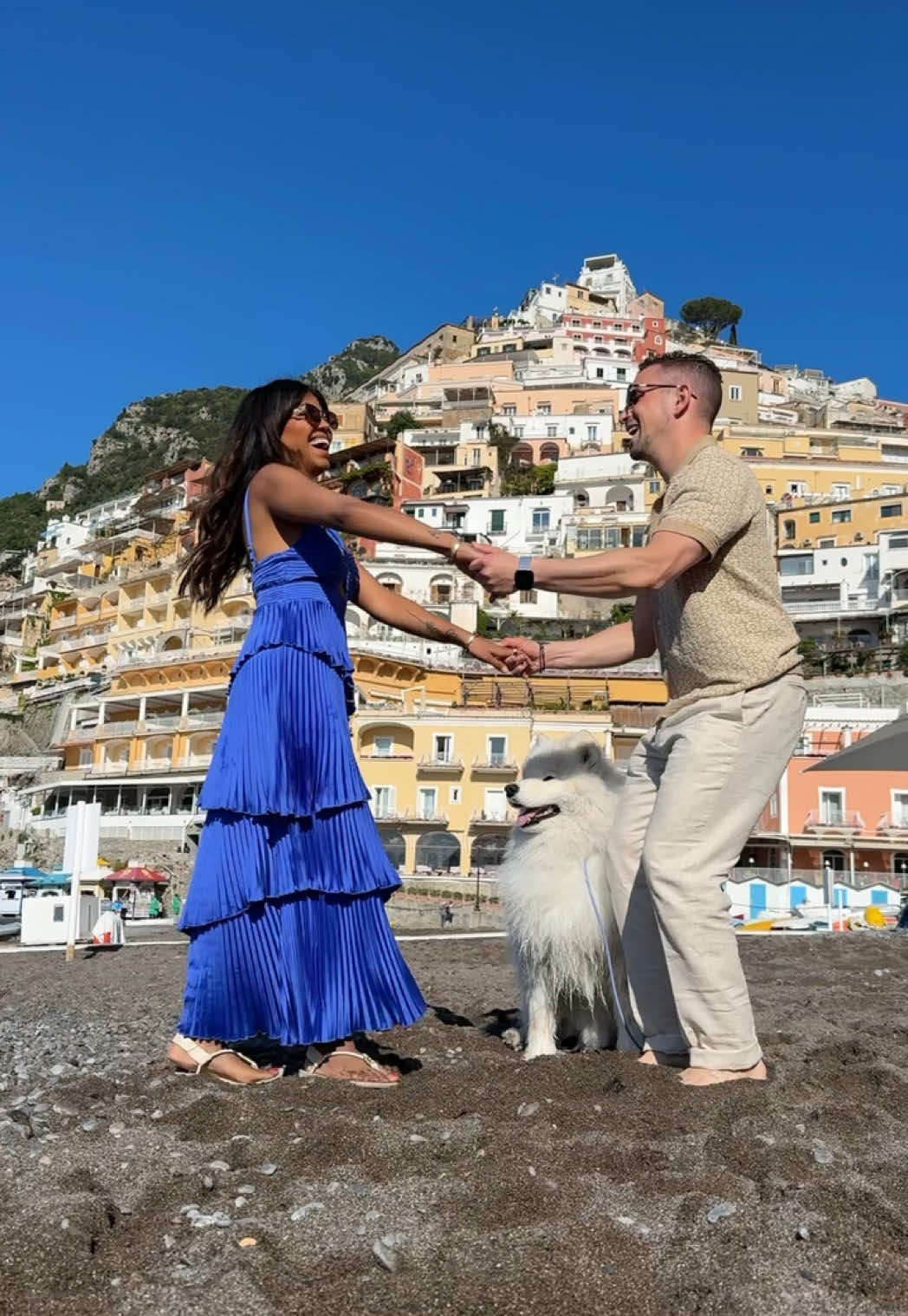 Charishma + Boomer (@life.with.a.landcloud) - Urlebird