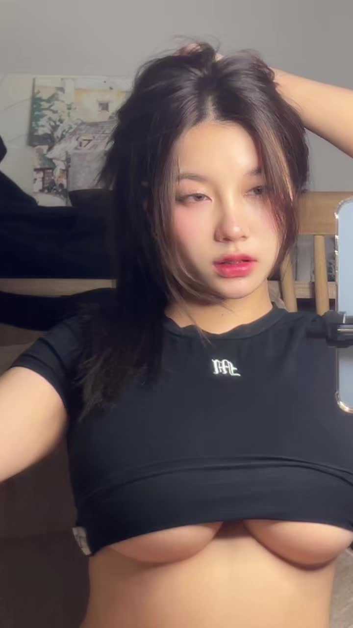 irisadamsone (@iris_adamsone) - Urlebird