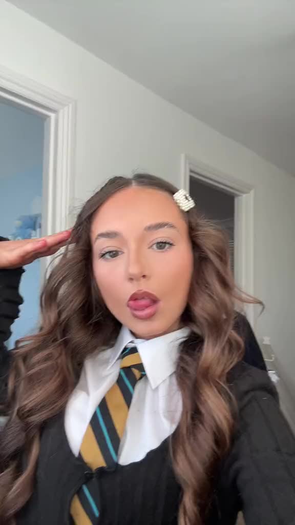 @𝗑𝗆𝗂𝖺𝗅𝖾𝗂𝗍𝗁 dm if you want to be on the | uniform (@girlsuniform11)