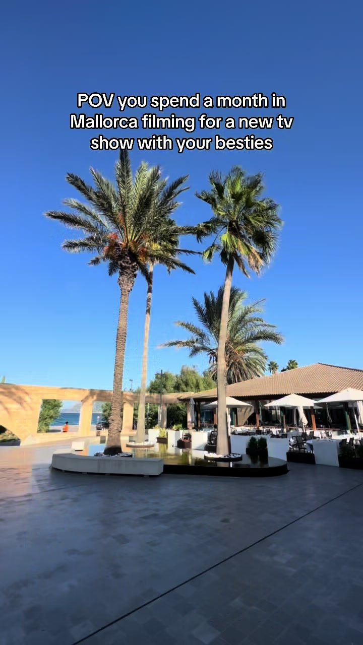 Alice Maria (@aliceiloves) - Urlebird