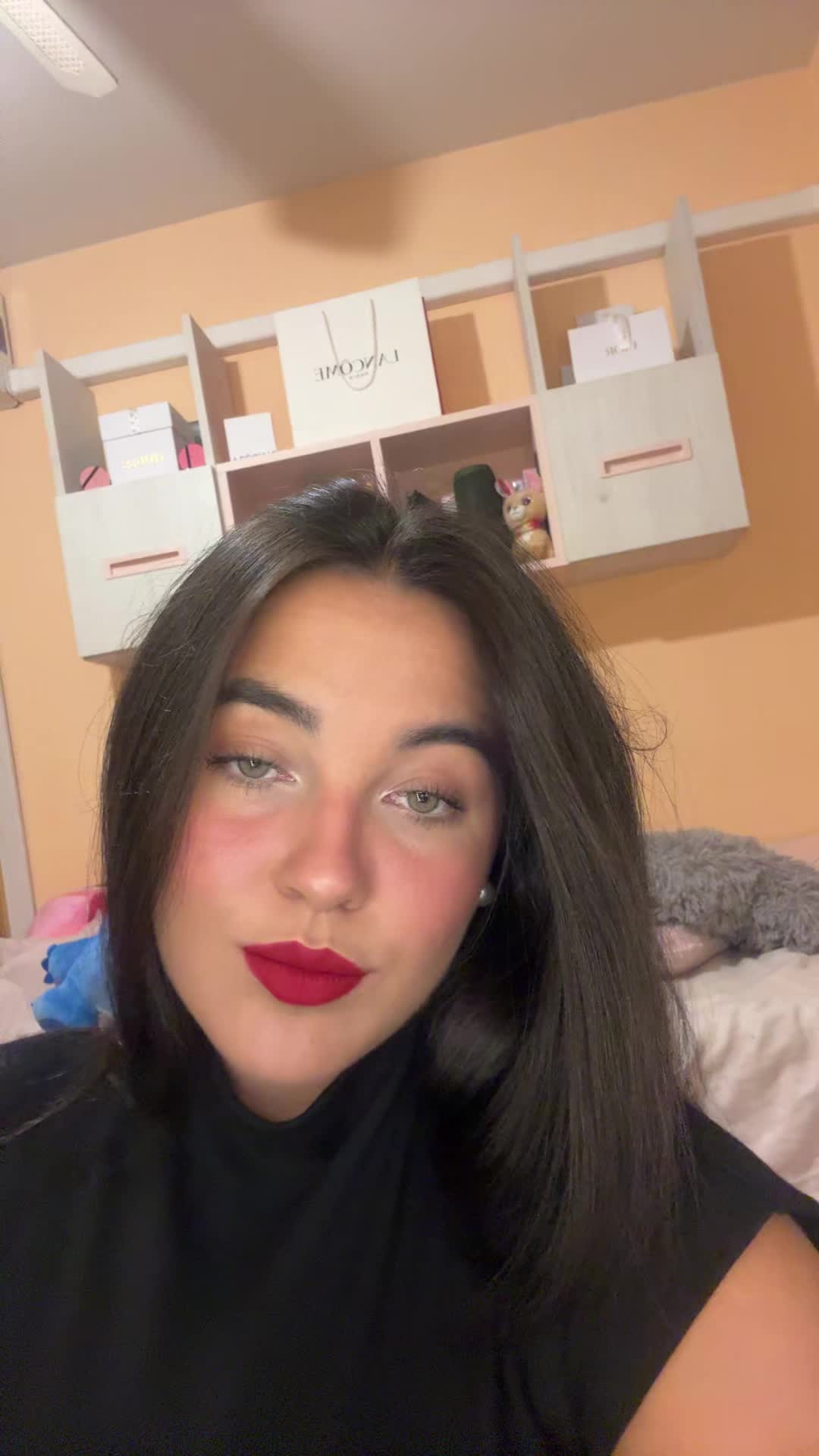 ___anneris___ (@___anneris___) - Urlebird