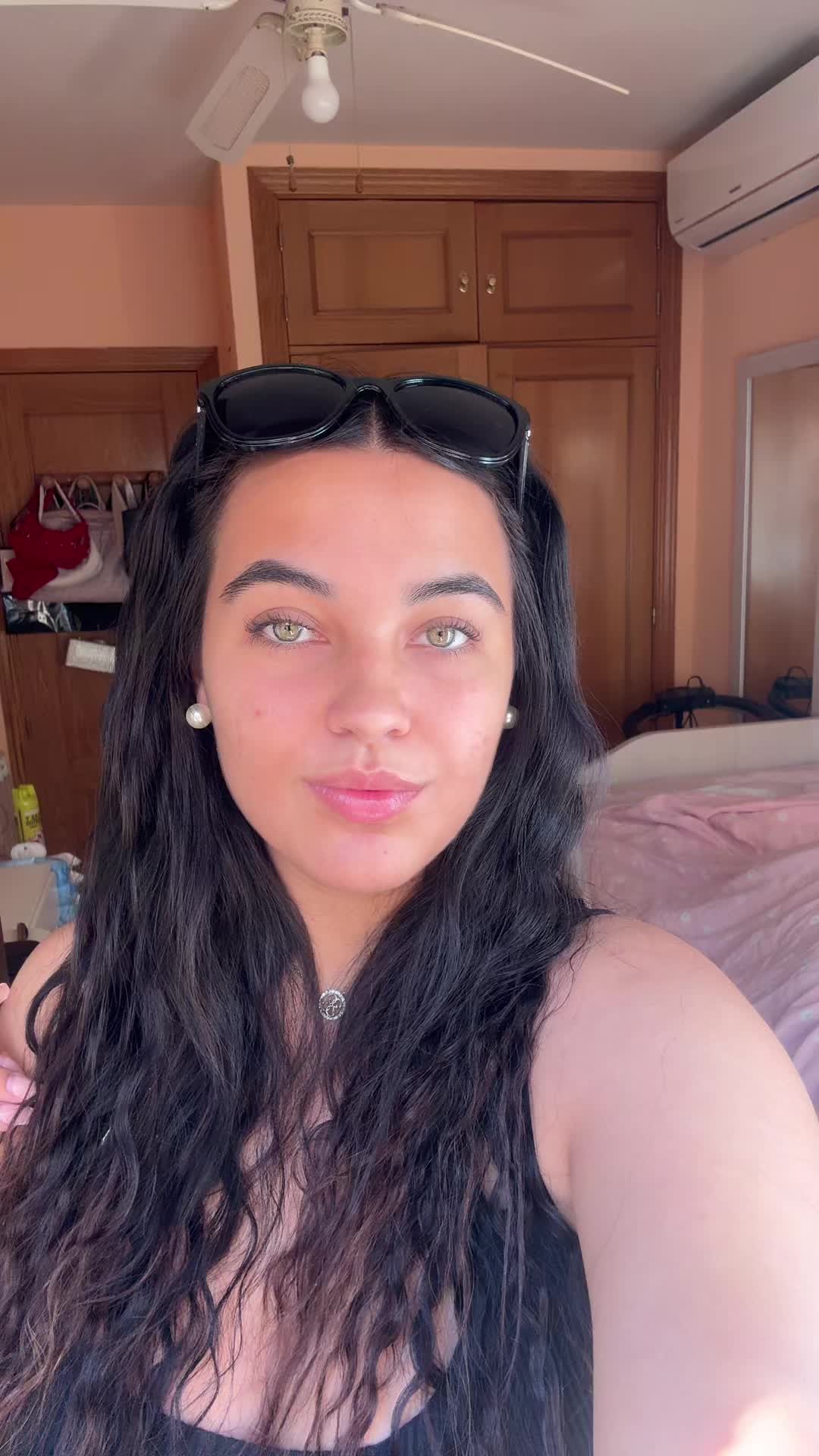 ___anneris___ (@___anneris___) - Urlebird