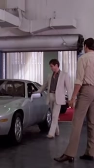 "Scarface" is a classic 1983 | BackToThe80sLife (@backtothe80slife)