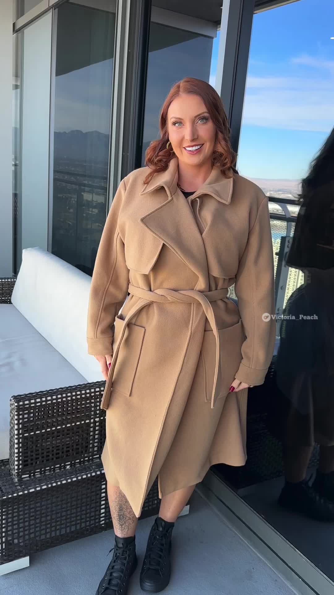 Peaches (@stickiest_peach) - Urlebird