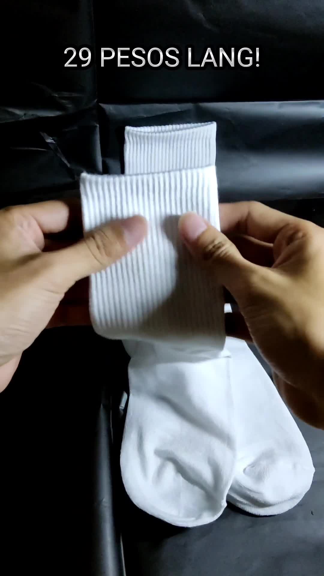 Makapal na medyas for only 29 pesos | Deligs (@deligs_01)