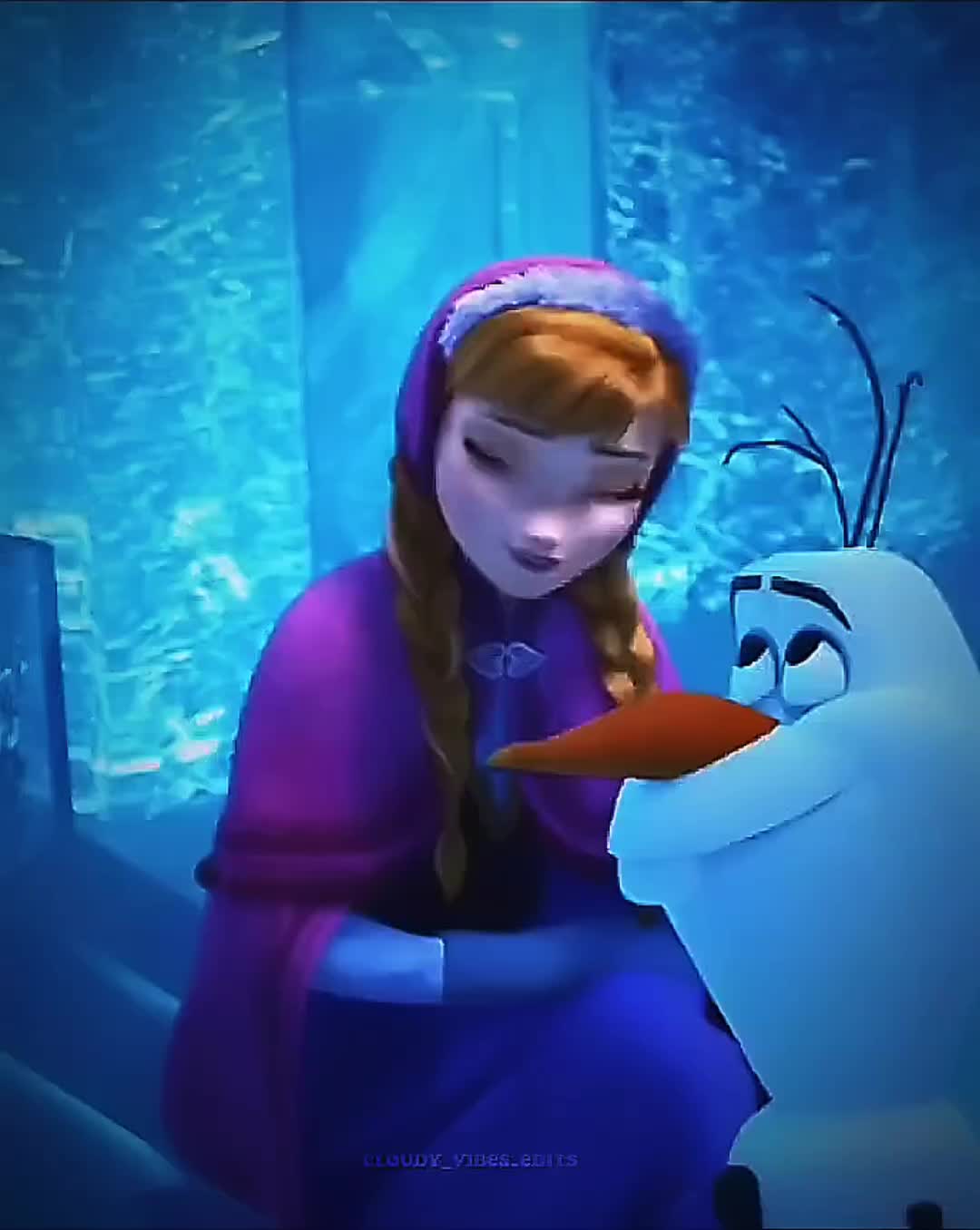 ️ Elsa's flashback to Anna and | 🍁•Edits•🍂 (@cloudy_vibes..edits)
