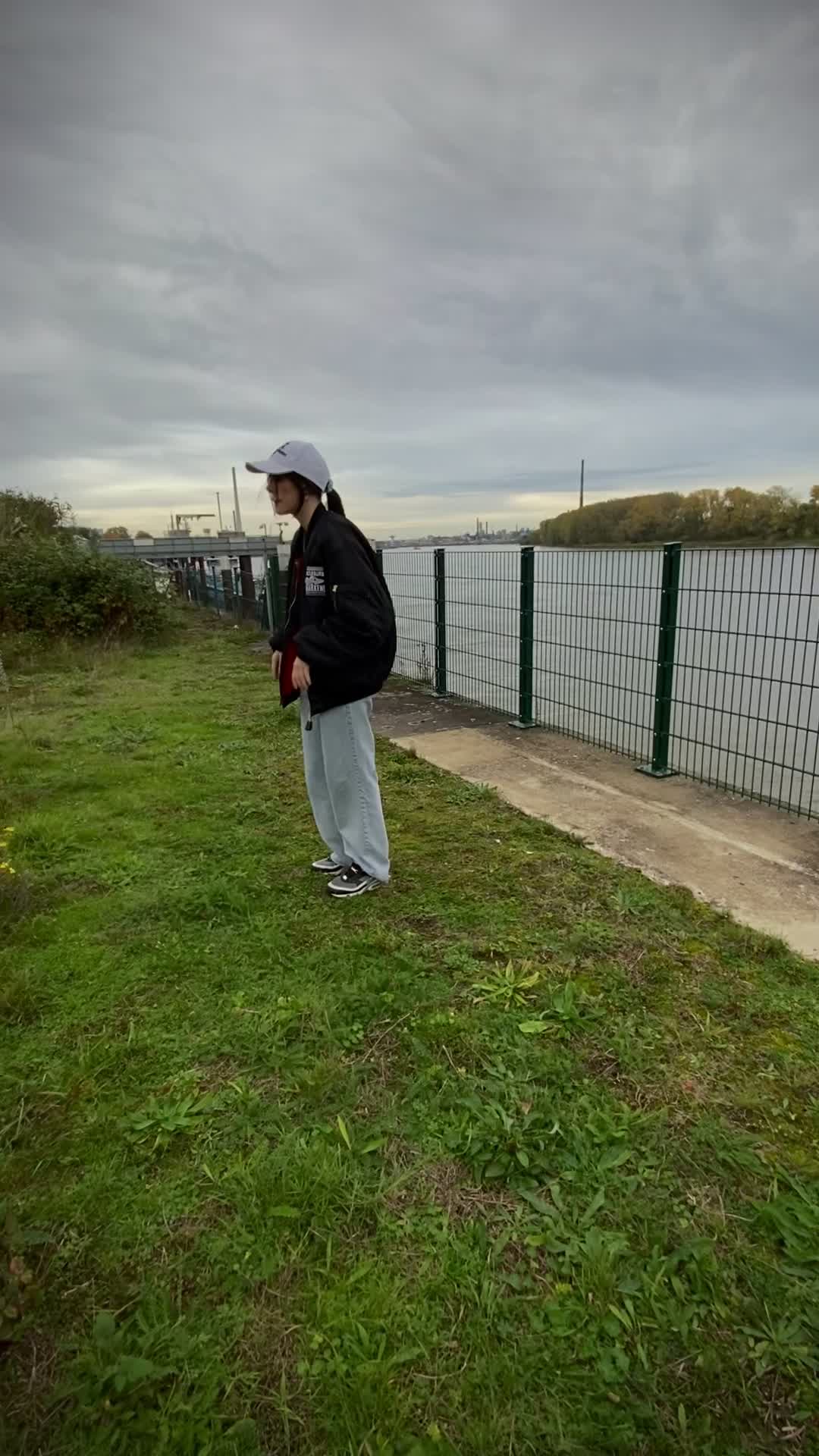 I absolutely hate this so maybe that | Bella Marie Berrada (@bellaberrada)