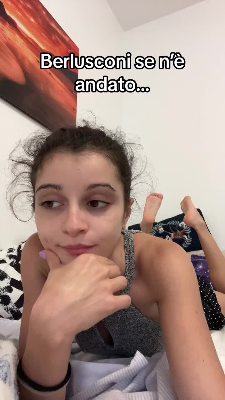 Se piango va bene? [instagram: | Claudia surace (@claudiasuracee)