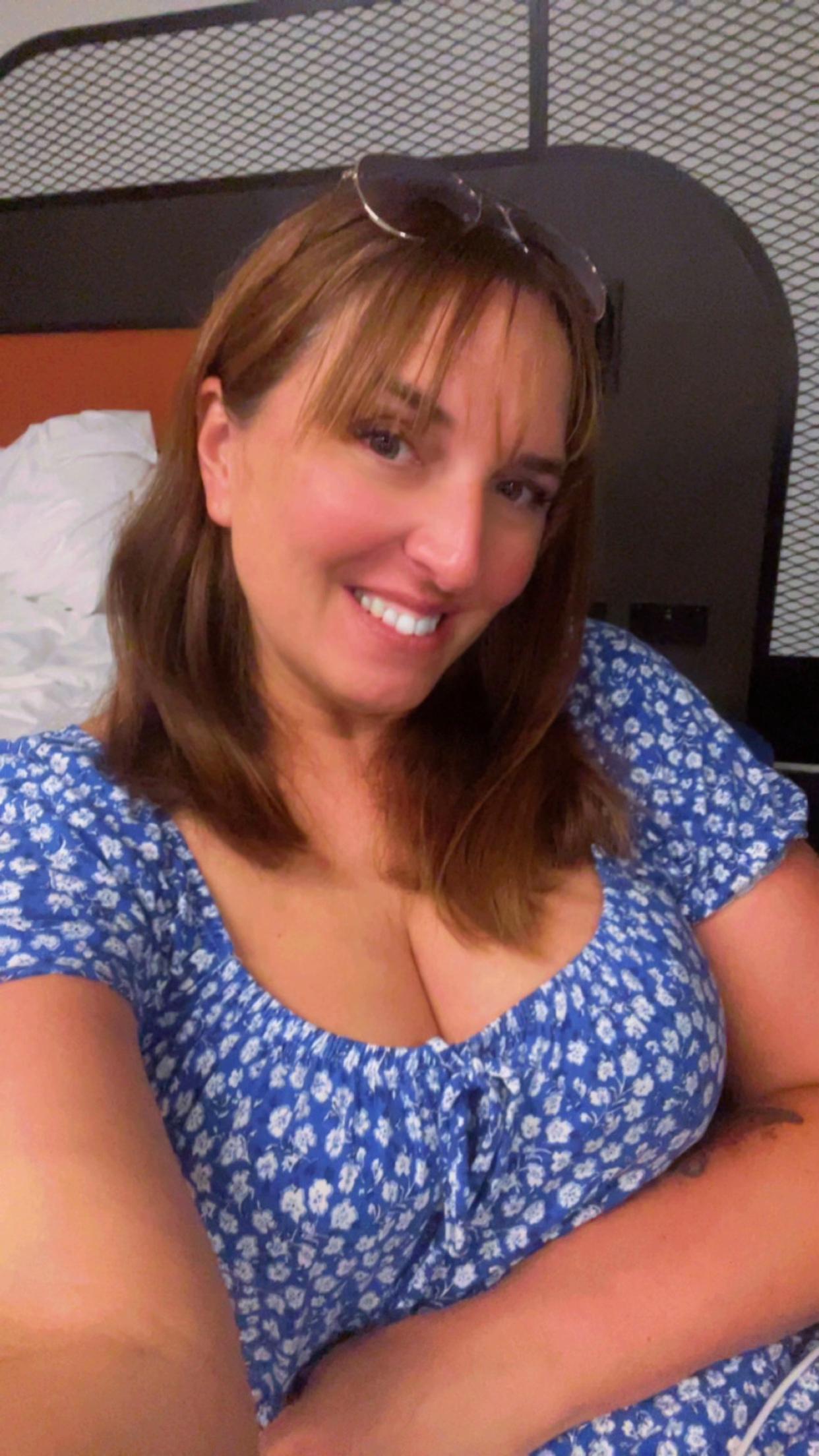 Looby_Looby_Looby (@ruby_cattrall) - Urlebird