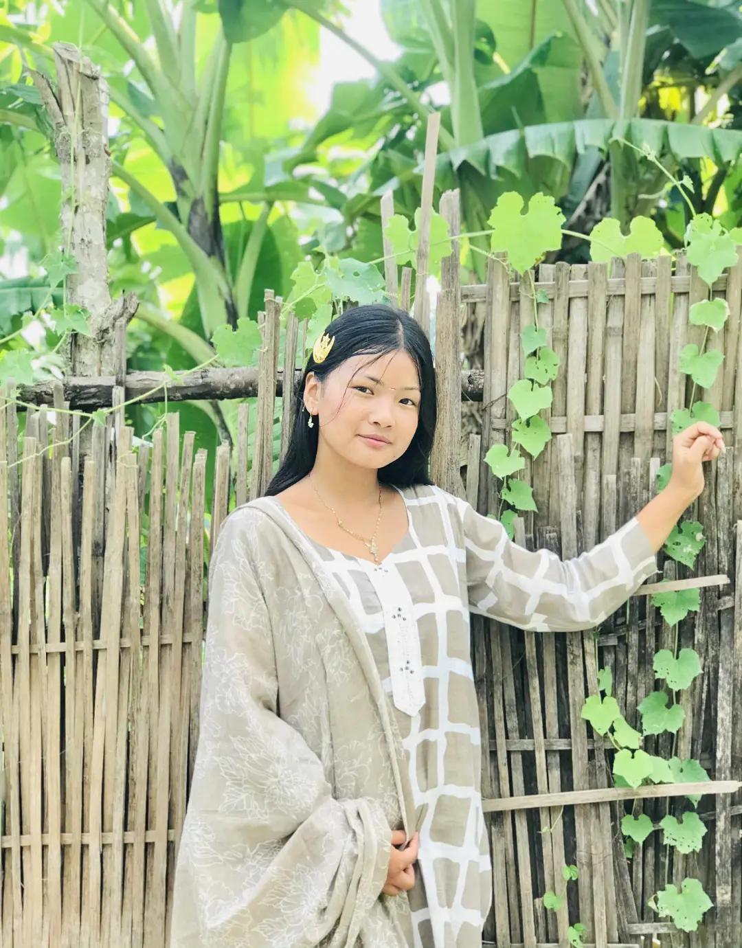 Soniya moktan (@soniya.tamang41) - Urlebird