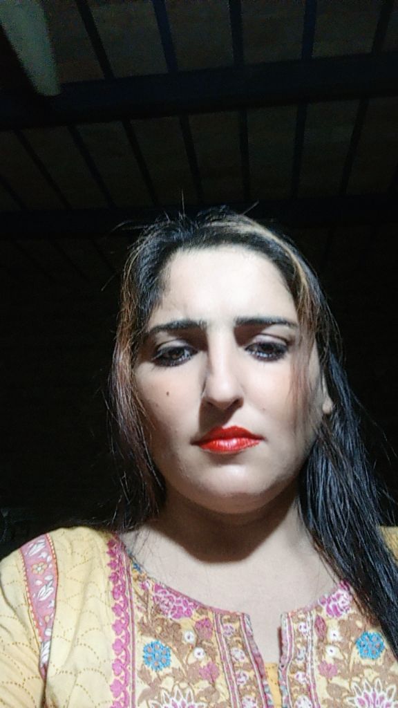 Sonia jnn (@sonia.jnn) - Urlebird