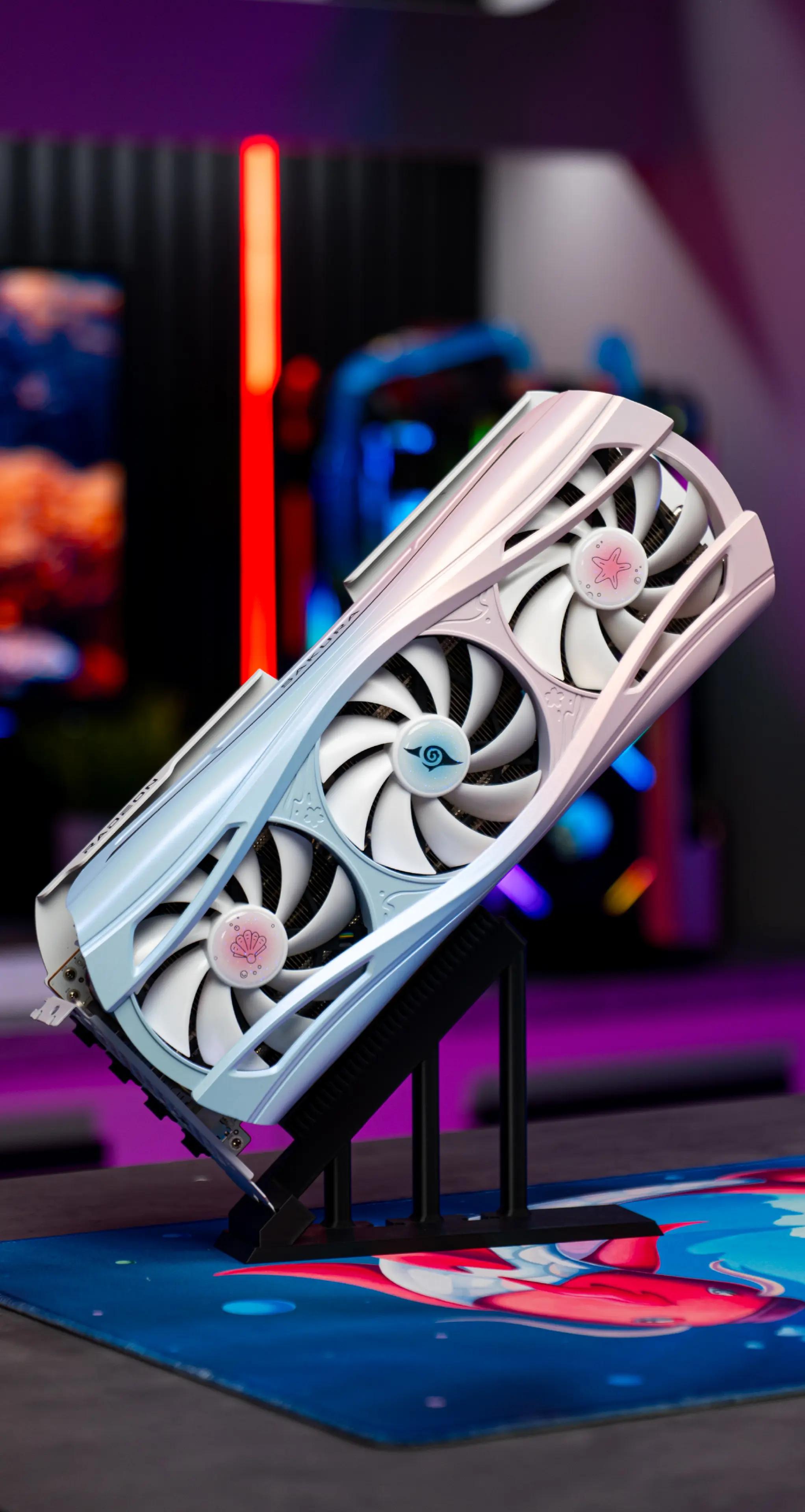 waiting for the subway😚 #06 #asian | vee liette (@veeliette)