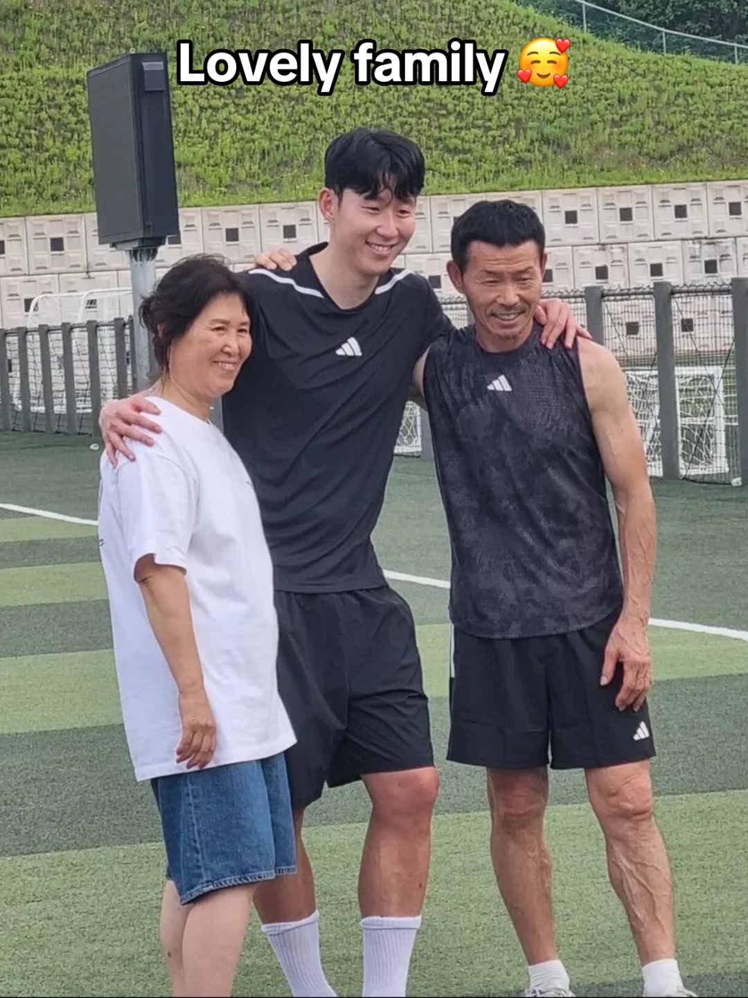 三国杀P图-小桃去衣图 #三国杀 #三国杀去衣 | 国漫人 (@guomanren)