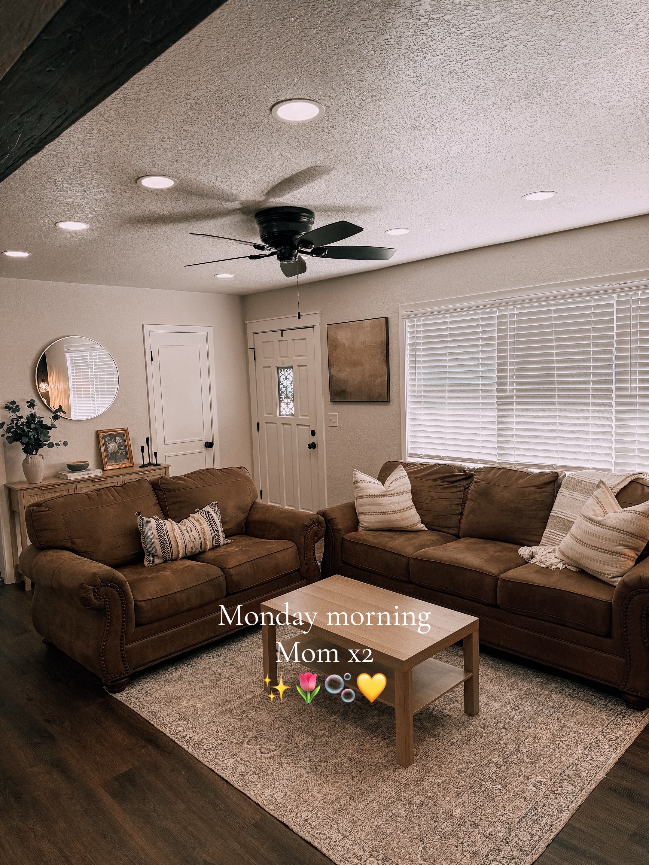 廃病院の旅、始まり！ #廃病院 #病院 #撮影スタジオ #ナース | にどね（Nidone） (@nidonenko)