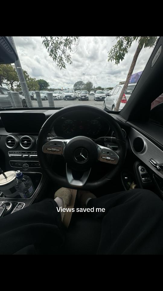 9 | poppillouizz (@poppillouizz)