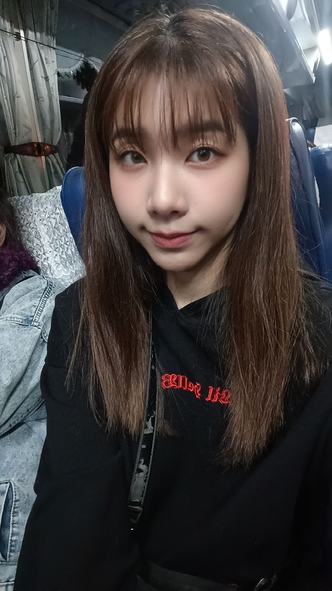 monmontw_🤍💙 (@monmon_tw) - Urlebird