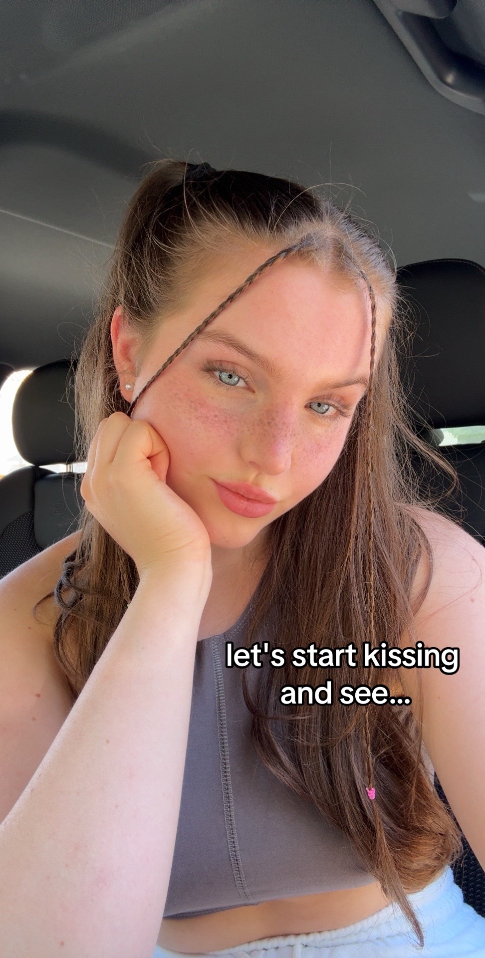 zoe101anddone (@zoenewontok) - Urlebird